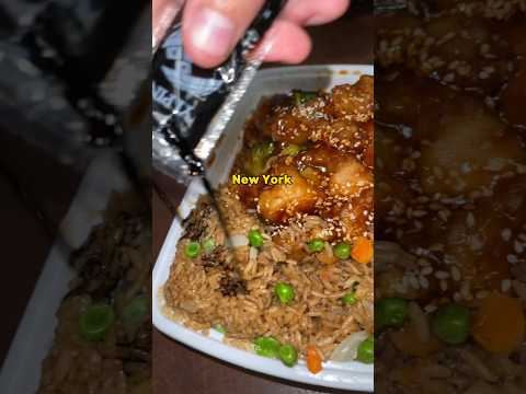 Trying Chinese Food in New York! 🤔🔥 #chinesefood #streetfood #eggroll