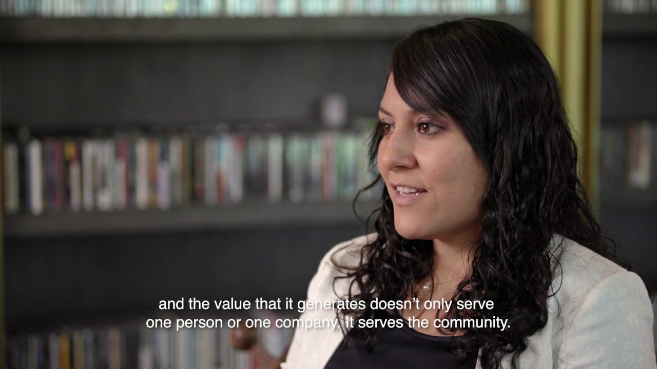 Open source: an interconnected community