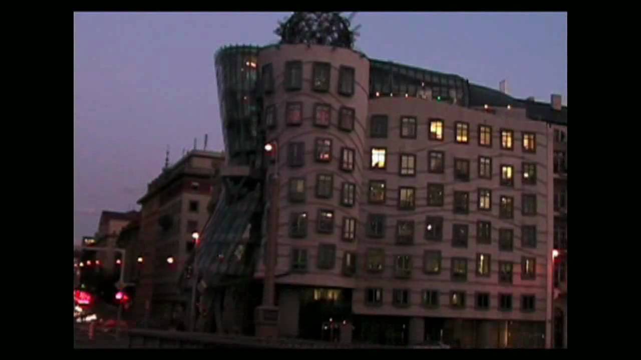 Frank Gehry and Vlado Milunic: Dancing House, Prague