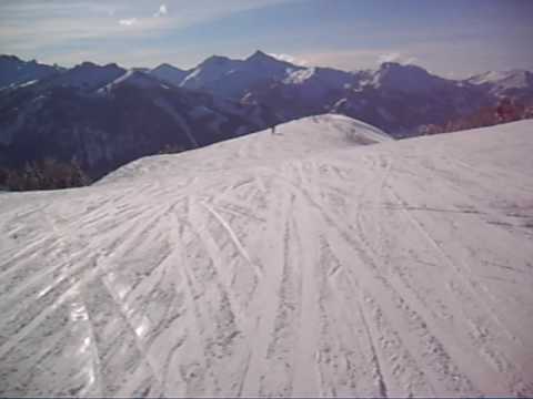 Going down on piste Graen (Füssener Jöchle)