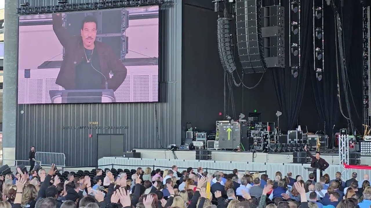 In revitalized Grand Rapids, new concert amphitheater shines downtown