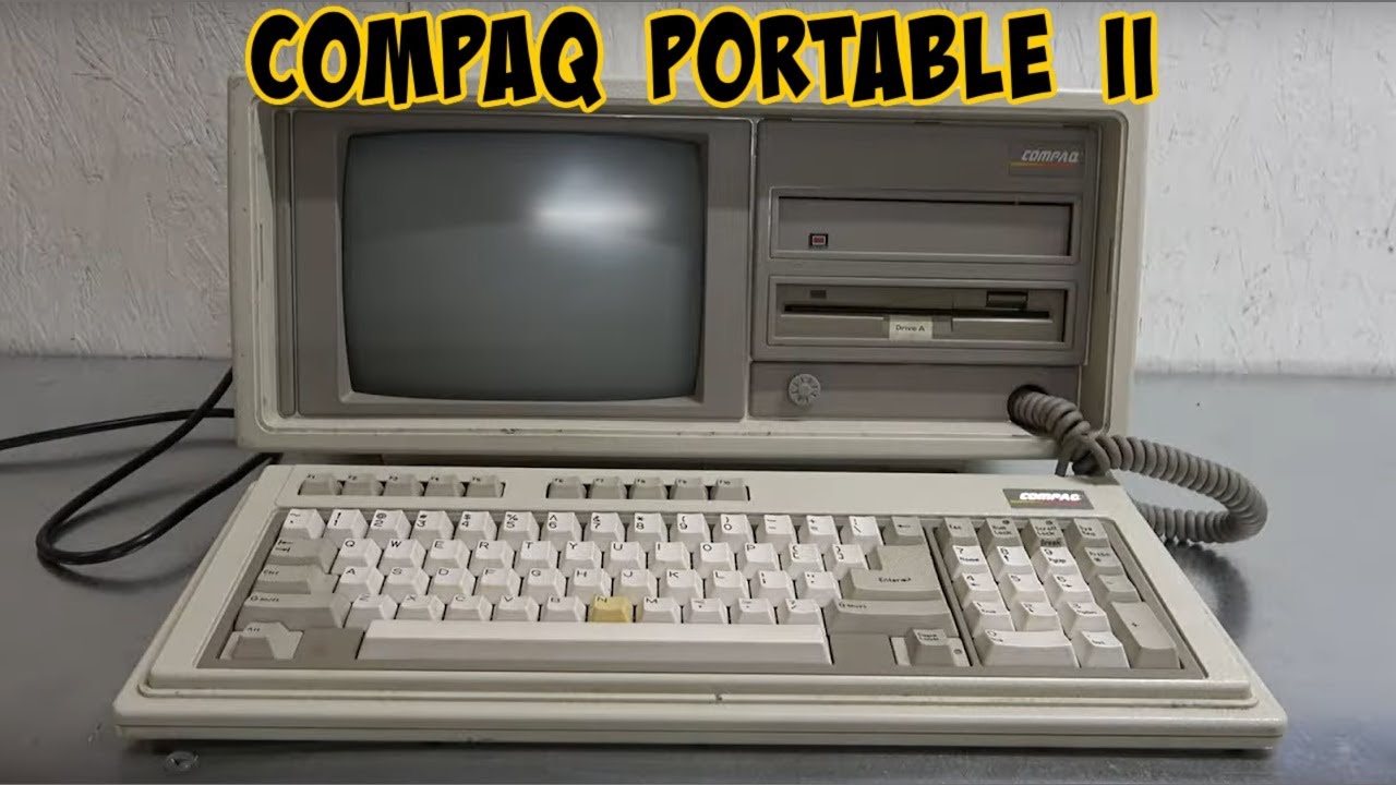 Compaq Portable II Vintage Luggable Computer. What A Cool Part Of Computing History!