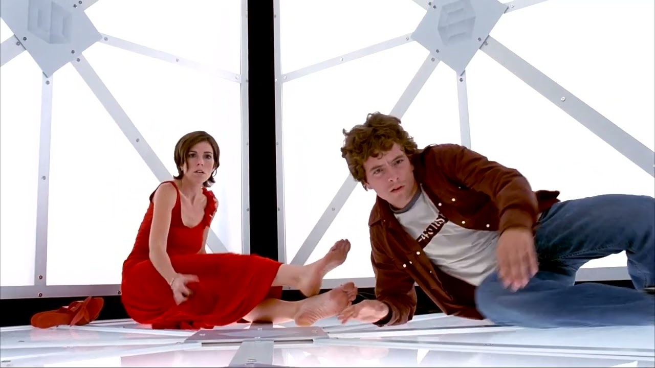 Lindsey Connell Feet/Soles Scene