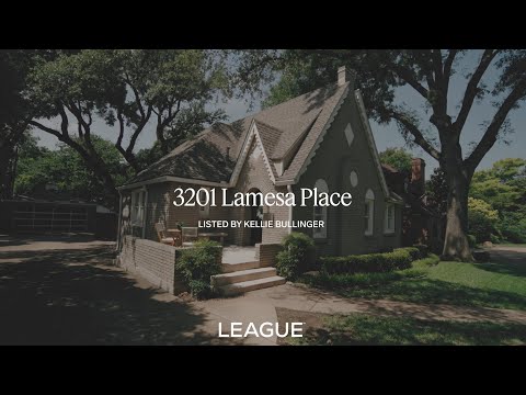 Traditional-Style Home in Bluebonnet Hills | LEAGUE Real Estate
