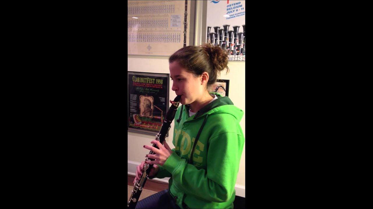 CLARINET CHROMATIC SCALE - AMAZING!