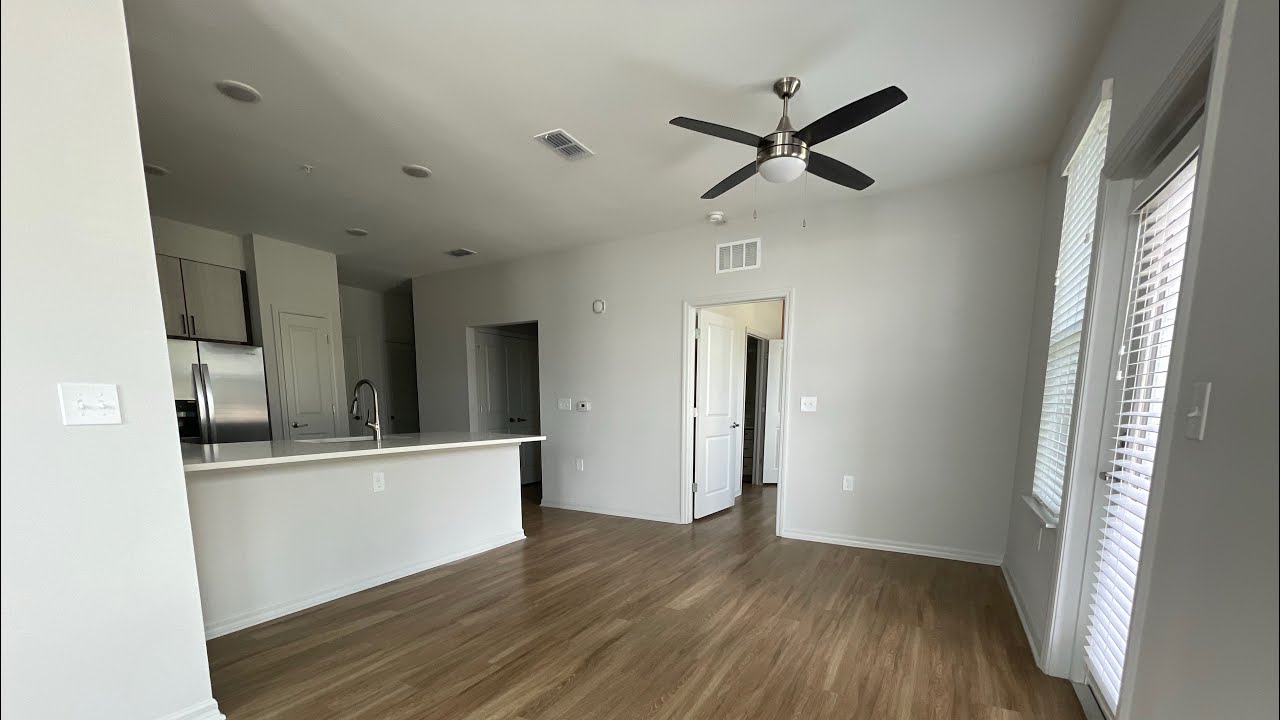 B2 Floor plan - 2 bed 2 bath