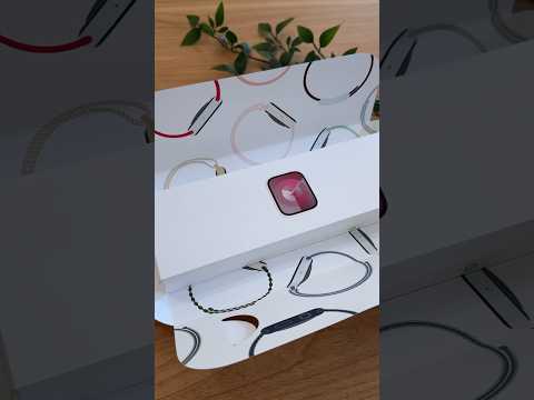 anyone else in love with the PINK apple watc ?!?! đЎâī¸đĢ apple watch series 9 unboxing!!