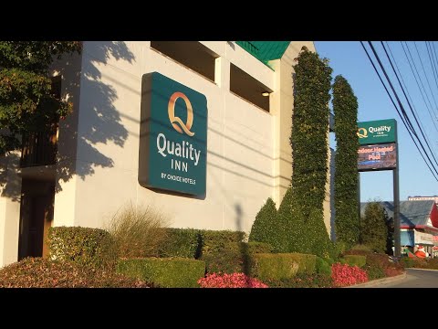 3D PIGEON FORGE, TENNESSEE Quality Inn near The Island - Side by Side 3D