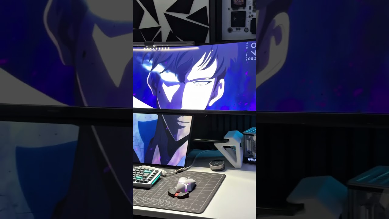 don’t scroll just swipe ! #desksetup #gaming #pcsettings #gamer #pcsetup #gamingpc #gamingsetup #pc