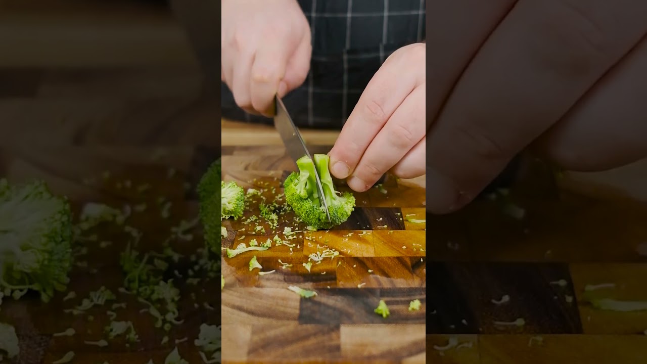 Pan Roasted Broccoli with Garlic: Keto Broccoli Recipe 🥦🧄
