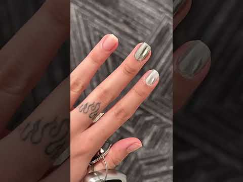 how to do silver chrome nails at home!