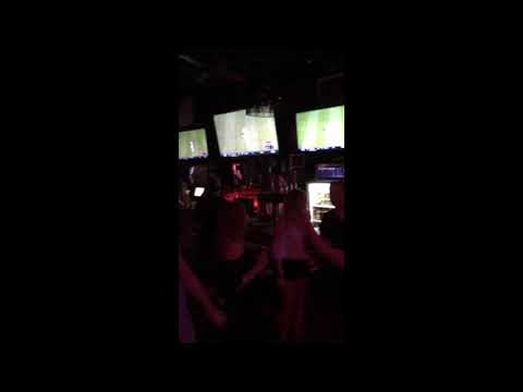 American Cover Story - Crowd Highlights