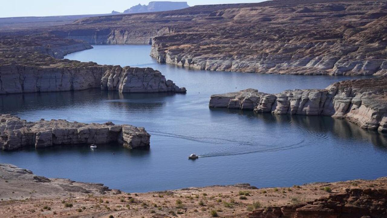 Lake Powell reaches historic low, heightens power concerns