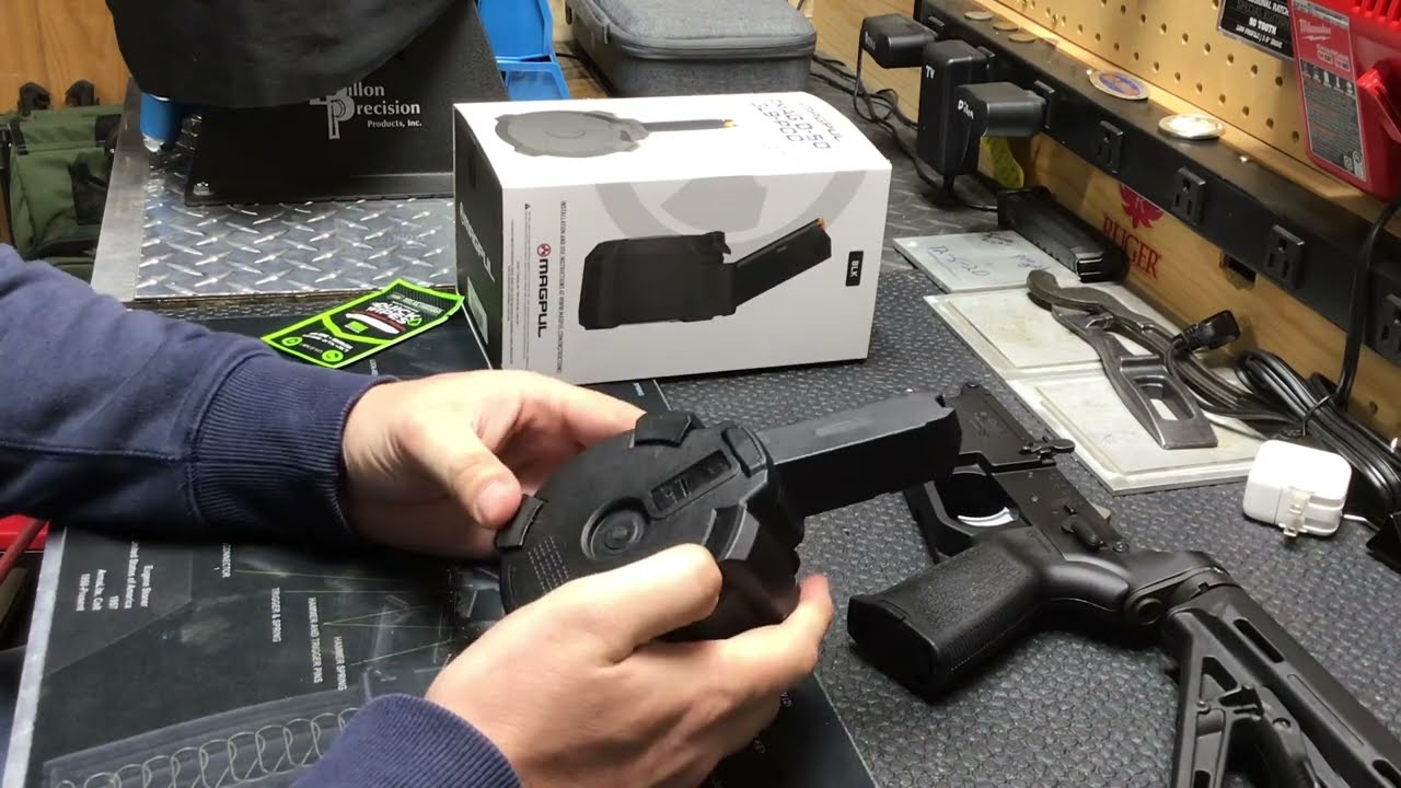 Disassembly of Magpul PMAG D50 GL9 D50