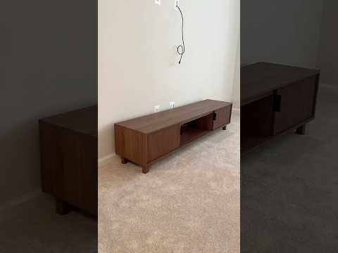 Cozy TV Stand πββοΈ Walker Edison Reeded TV Stand #tv #tech #livingroom #cozy #tvstand #setup