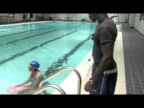 King Middle School students get back in the pool – APS Today