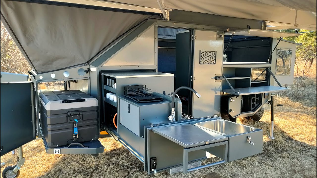 The Berg Off-Road CX3 Camper Trailer Travels Small but Expands in Every ...
