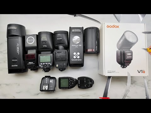 Unboxing Godox V1 PRO