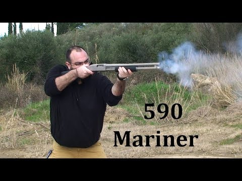 Mossberg 590 Mariner
