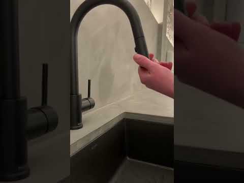 WHAT TO DO WHEN THE FAUCET IS LEAKING - DAVID - SIMPLISSIMMO