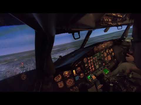 Flying the Delta Flight Museum 737-200 Simulator – Takeoff Junkie