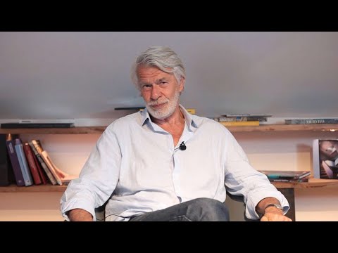 Chris Dercon - Série 'Coup de cœur' sur l'exposition 'Bientôt je vous tisse tous' #3