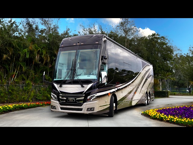 Liberty Coach Showcase - 2022 - Custom Luxury Motorcoach