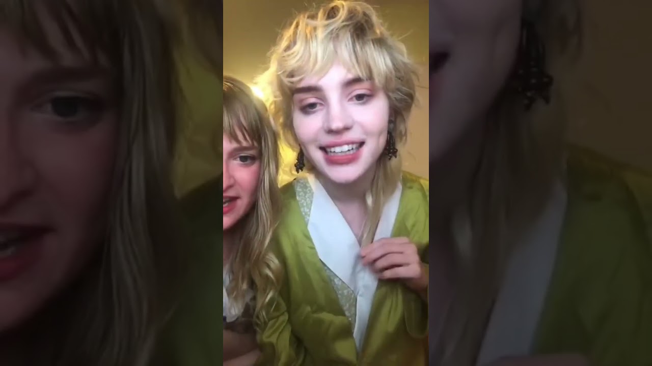 Sophie Thatcher live stream 
