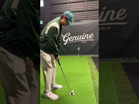 Trying my brand new custom fit Scotty Cameron | best putter for beginners? #shorts ⛳️