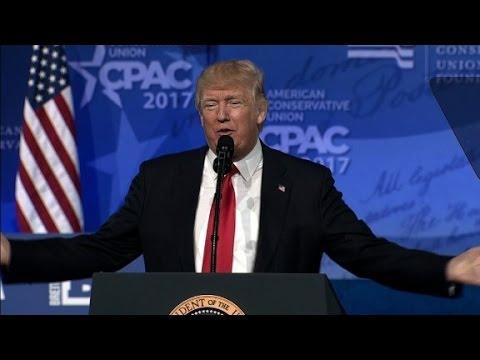 Trump hits CNN during speech