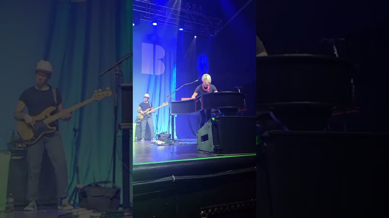 HANSON ~ RGB Tour ~ Dallas House of Blues ~ 9.14.2022 ~ Where's The Love?