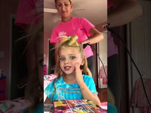Baby girl teaches me how to do the barbie makeup ππ #girls #makeup #makeuptutorial #shorts
