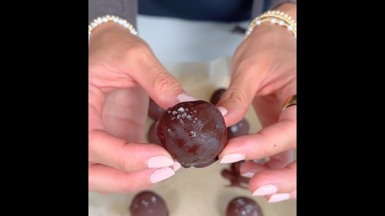 Peanut Butter Cup Cottage Cheese Balls 🤯