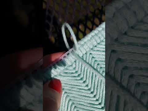 plastic canvas bag - full free tutorial on my channel #plasticcanvasbag