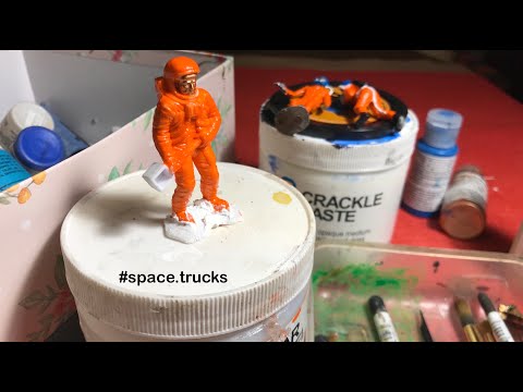 Painting a Marx Toys 60mm Apollo Astronaut (1977) with Acrylics by Golden's Artist Colors, In Orange