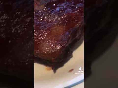 Gale Street Inn Chicago on 4914 N Milwaukee Ave, Chicago, IL! #shorts #food #foodie #chicago #ribs