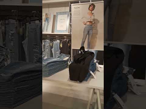 H&M new collection #usa #newjersey #woodbridge #mall #jeans #tops#nice