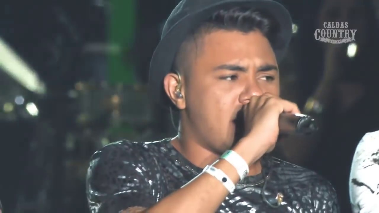 Felipe Araújo - Maus bocados Ft. Ze Neto e Cristiano