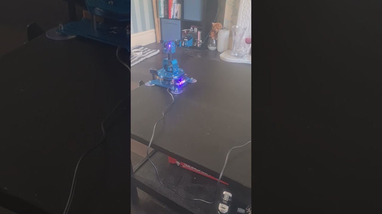 xArm 1s robot moving using python code