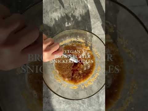The secret to snickerdoodle cookies… ✨ #cookies #vegan #christmascookies