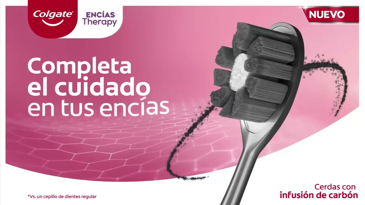 Prueba el cepillo Encías Therapy con cerdas con infusión de carbón para el cuidado de tus encías