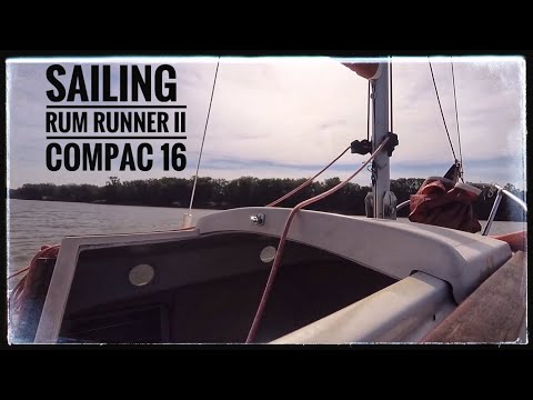 16. Trailer Sailer (Compac 16). Sailing in IL in June of 2022.