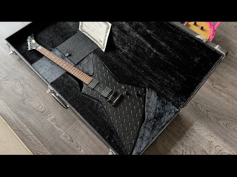 This weeks arrivals! ESP Custom JH-2 James Hetfield, Gibson ES-345 Olive Drab, Fender & Panucci
