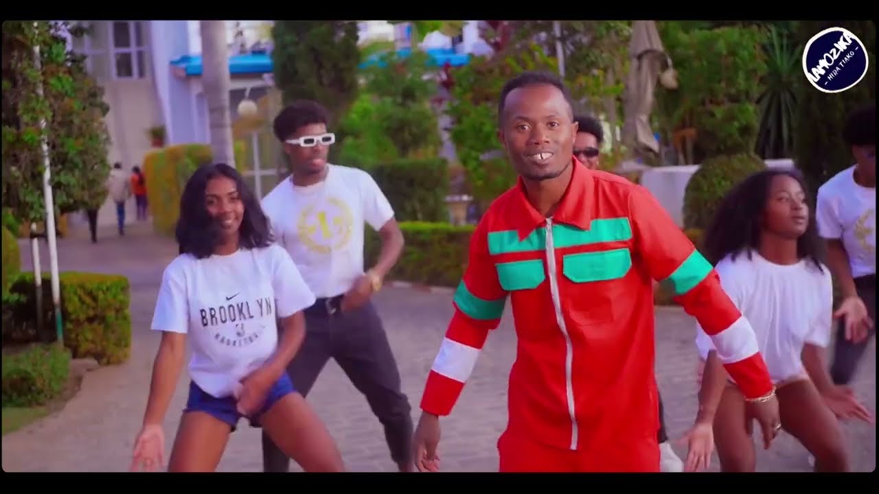 Vola Maha Beaugoss by Lucas from Madagascar | Popnable