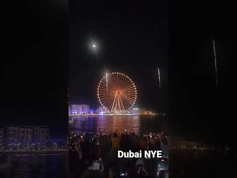 dubai jbr nye 2023 new years eve party fireworks in dubai marina #dubai #dubaifireworks #fireworks