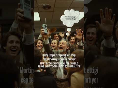 Martin Cooper introduces journalists to the cell phone he invented in 1973