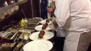 Lead Cook Overview | What is a lead cook? - Zippia