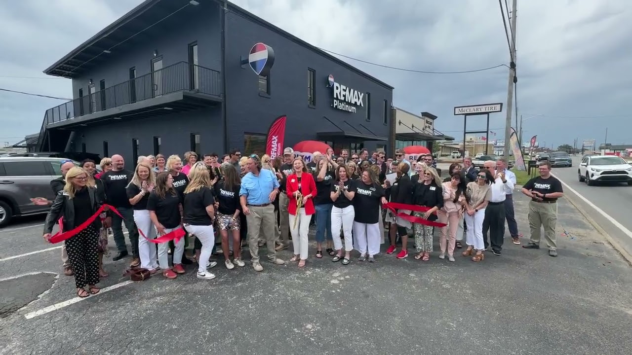 RE/MAX Platinum Ribbon Cutting 