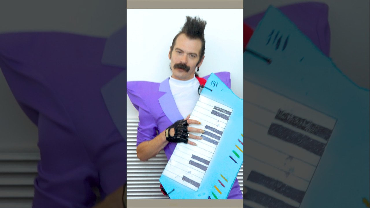Vector & Balthazar Bratt Cosplayers