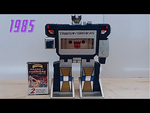 Transformers Soundwave cassette player with Satellite Of Doom and When Continents Collide cassette